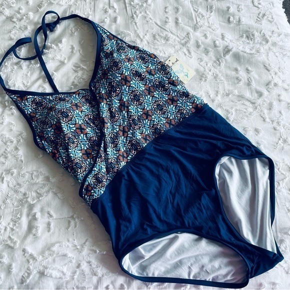 SeaAngel | Swim | Seaangel One Pice Halter Swimsuit | Poshmark